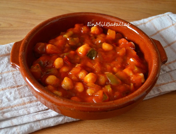 Garbanzos con verduritas en salsa - En Mil Batallas